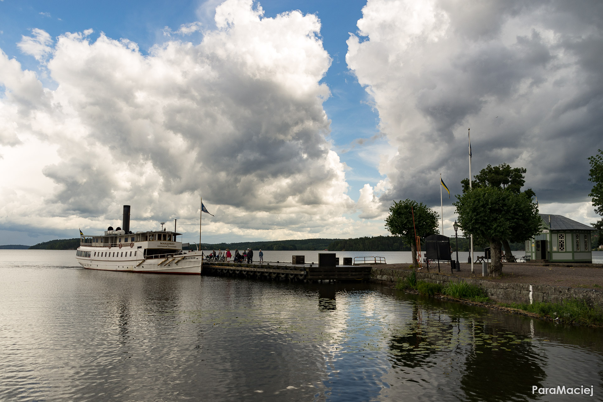 paramaciej.pl — Östra Södermanlands Järnväg i S/S Mariefred